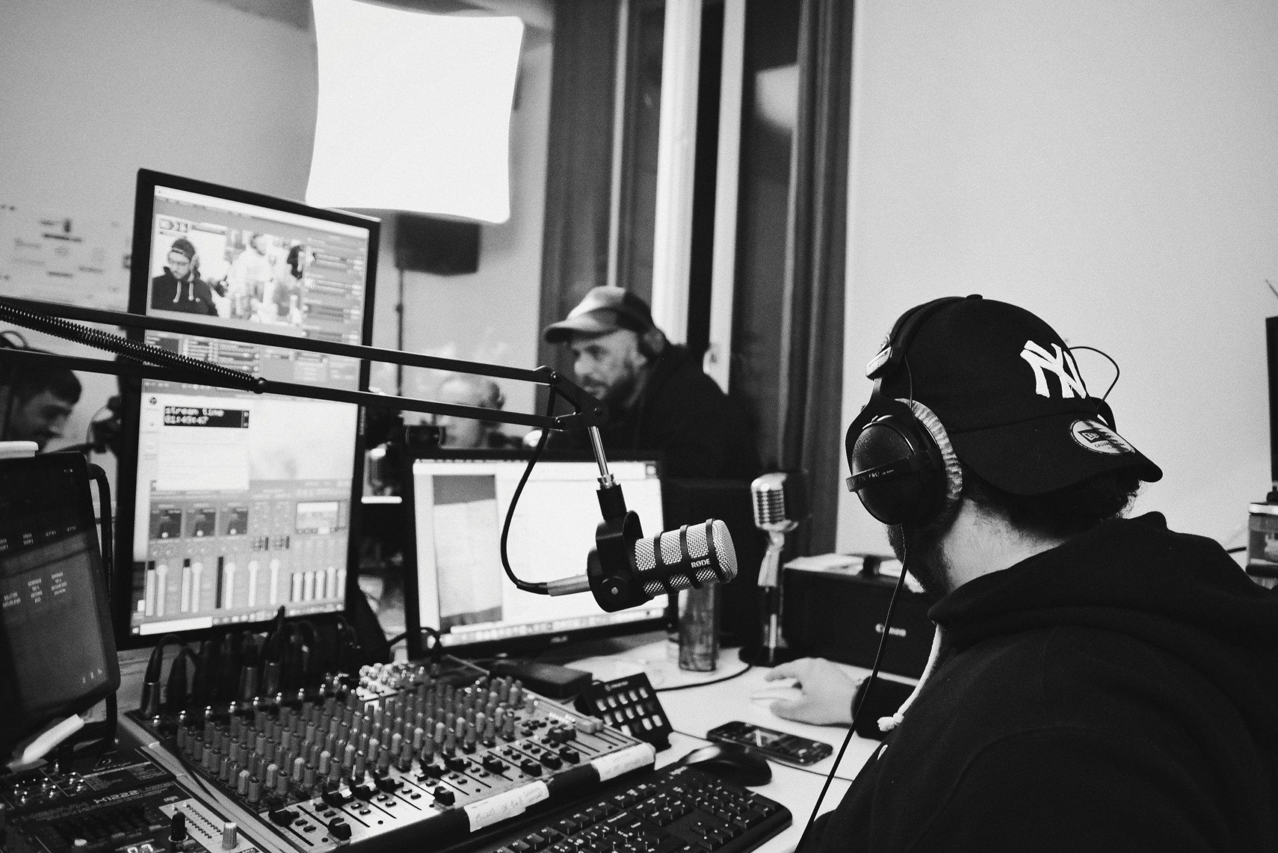 Front Page – Wanted Radio